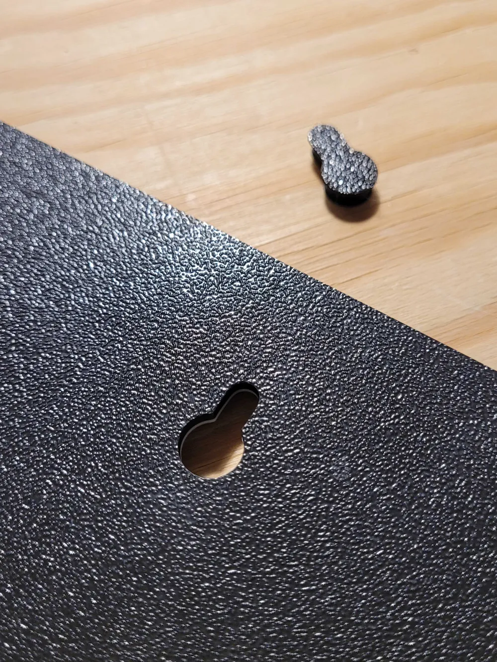 9mm x 15mm Key Hole Plug for Lightboxes - Free 3D Print Model - MakerWorld