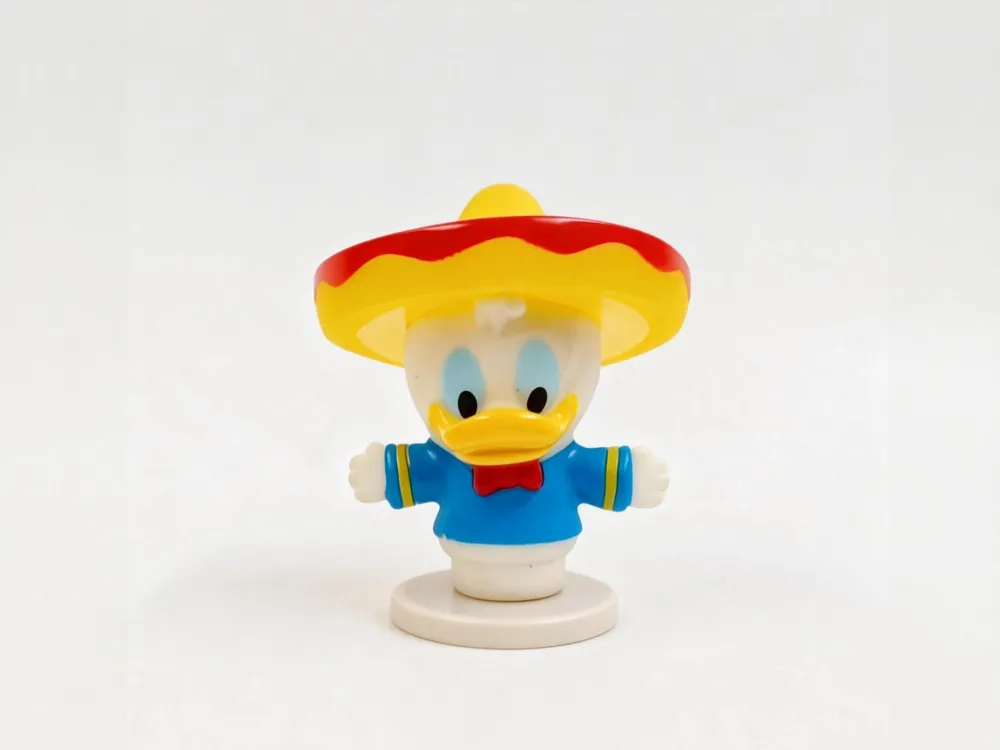 Donald Duck Q-Version mit Hut – Disney Micky Maus Wunderhaus ...