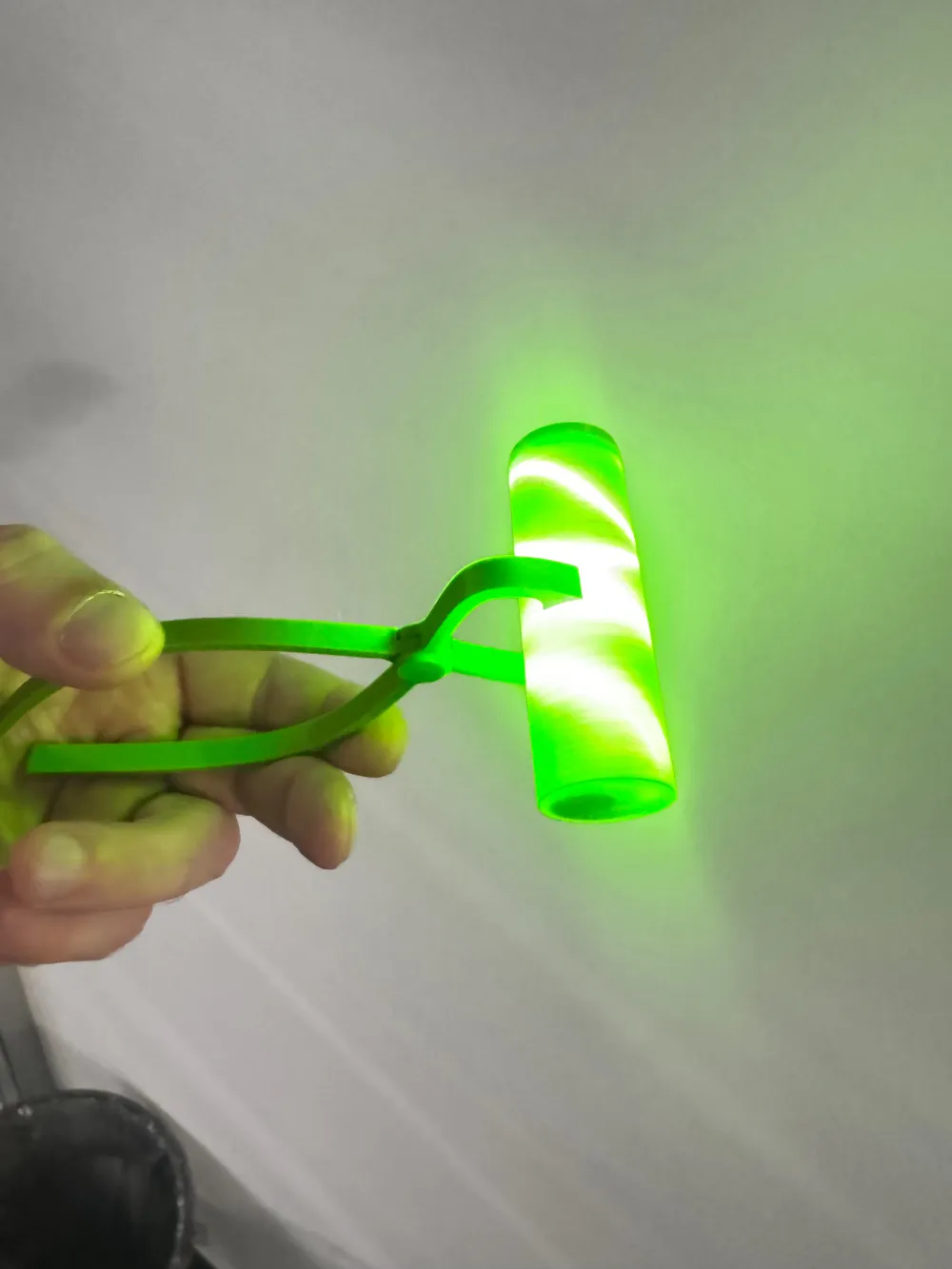 Homer Simpson's plutonium rod torch by Alex MakerWorld: Download Free 3D Models