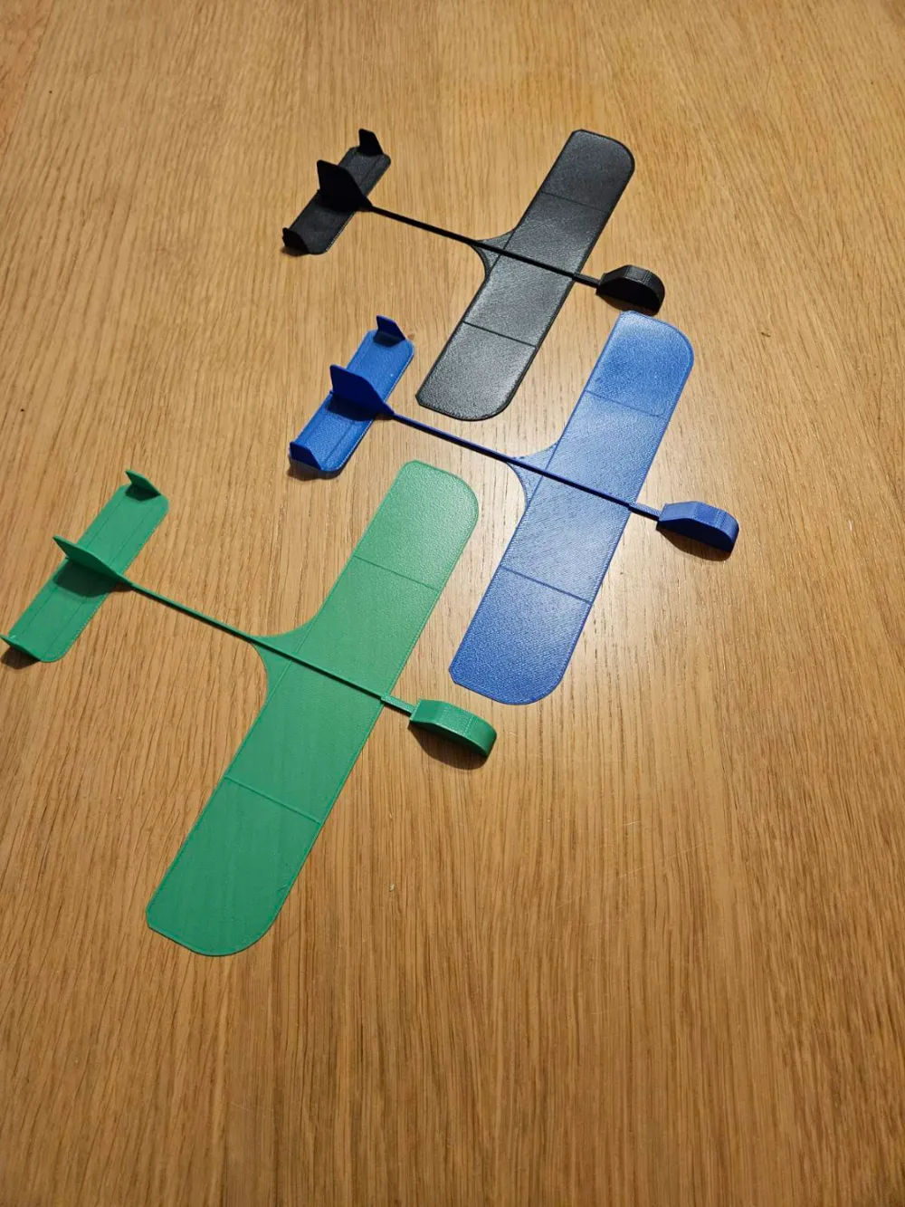 Lightweight plane by Matevž MakerWorld: Download Free 3D Models