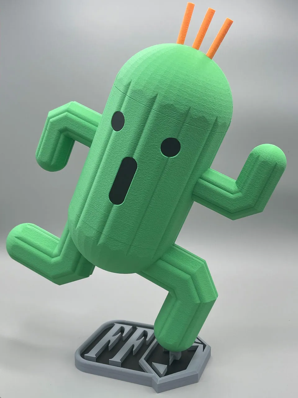 Final Fantasy Jumbo Cactuar Deck Box for MTG by Nikko MakerWorld ...