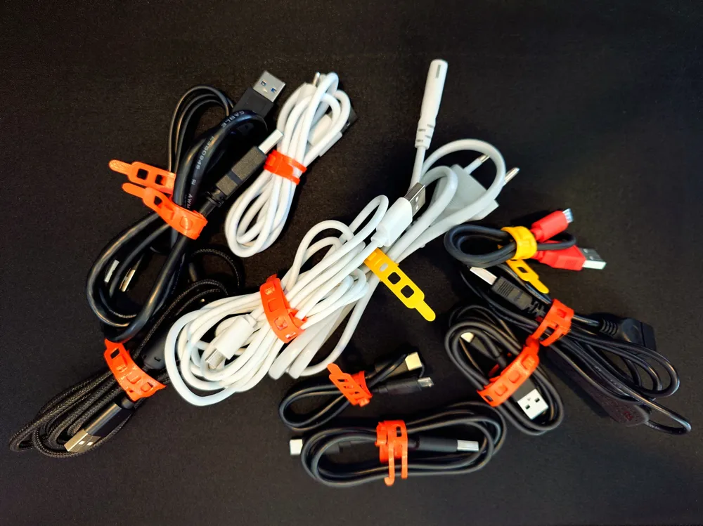 Stay-on Reusable Cable Tie in TPU by RobertFM MakerWorld: Download Free ...