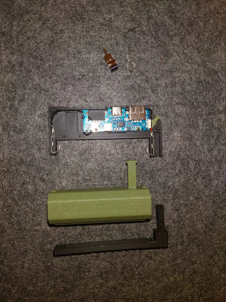 Tactical Powerbank (inspired by BT-22 Wingman) - Free 3D Print Model ...