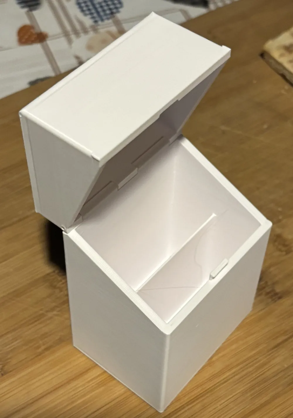 Customizable Playing Cards Box with Divider - Free 3D Print Model ...