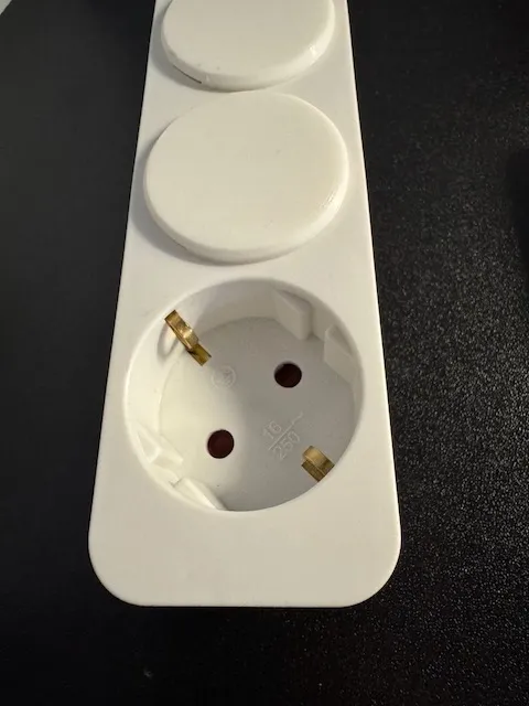 EU Power Socket Cover for extension cables - Free 3D Print Model ...