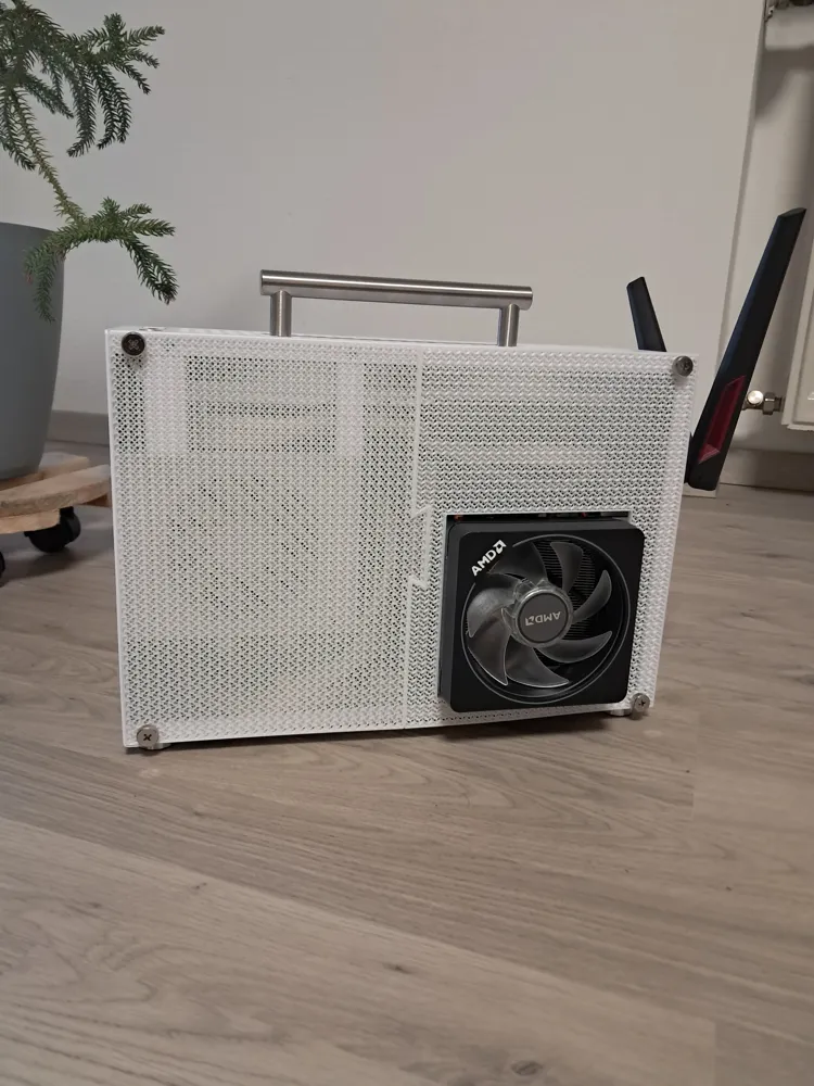Metalfish T60 (ITX 机箱) 侧盖 - 免费 3D 打印模型 - MakerWorld