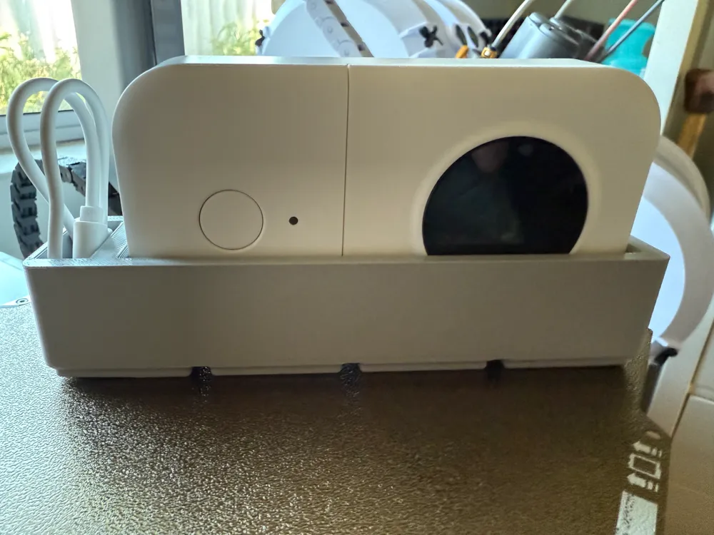 D30 Label Printer Gridfinity Bin 4x1 w-Cable Slot by ShayneTroxler ...