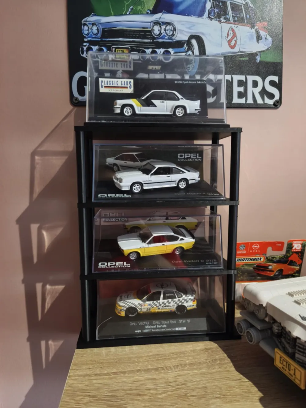 Car stand for 1:43 models - Free 3D Print Model - MakerWorld