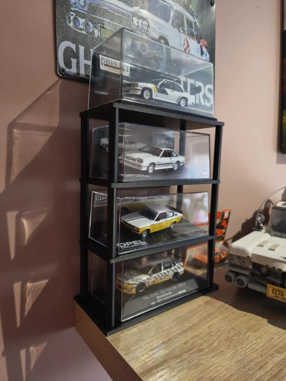 Car stand for 1:43 models - Free 3D Print Model - MakerWorld