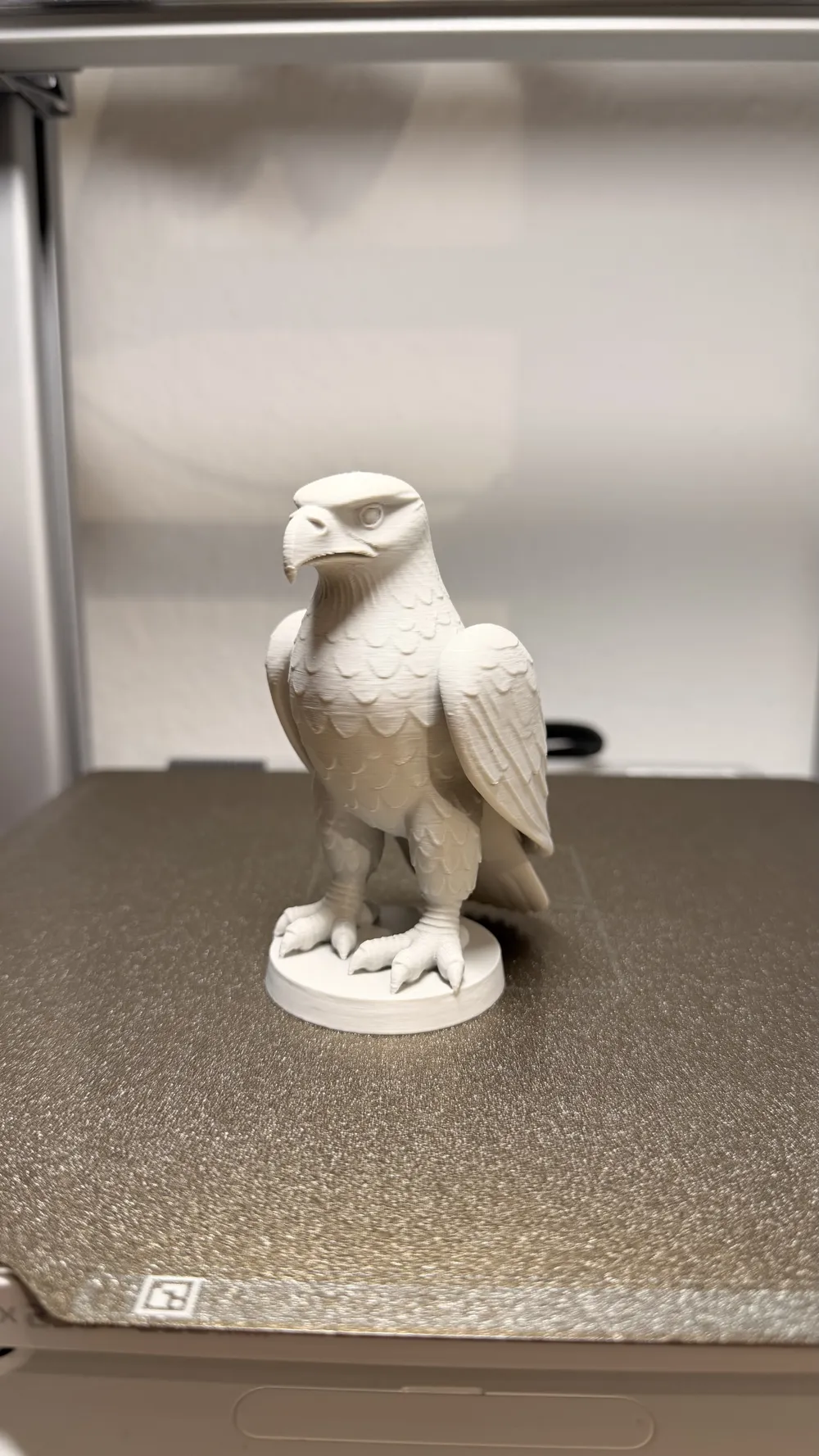 Majestic Falcon Statue – Detailed 3D Model - Free 3D Print Model ...