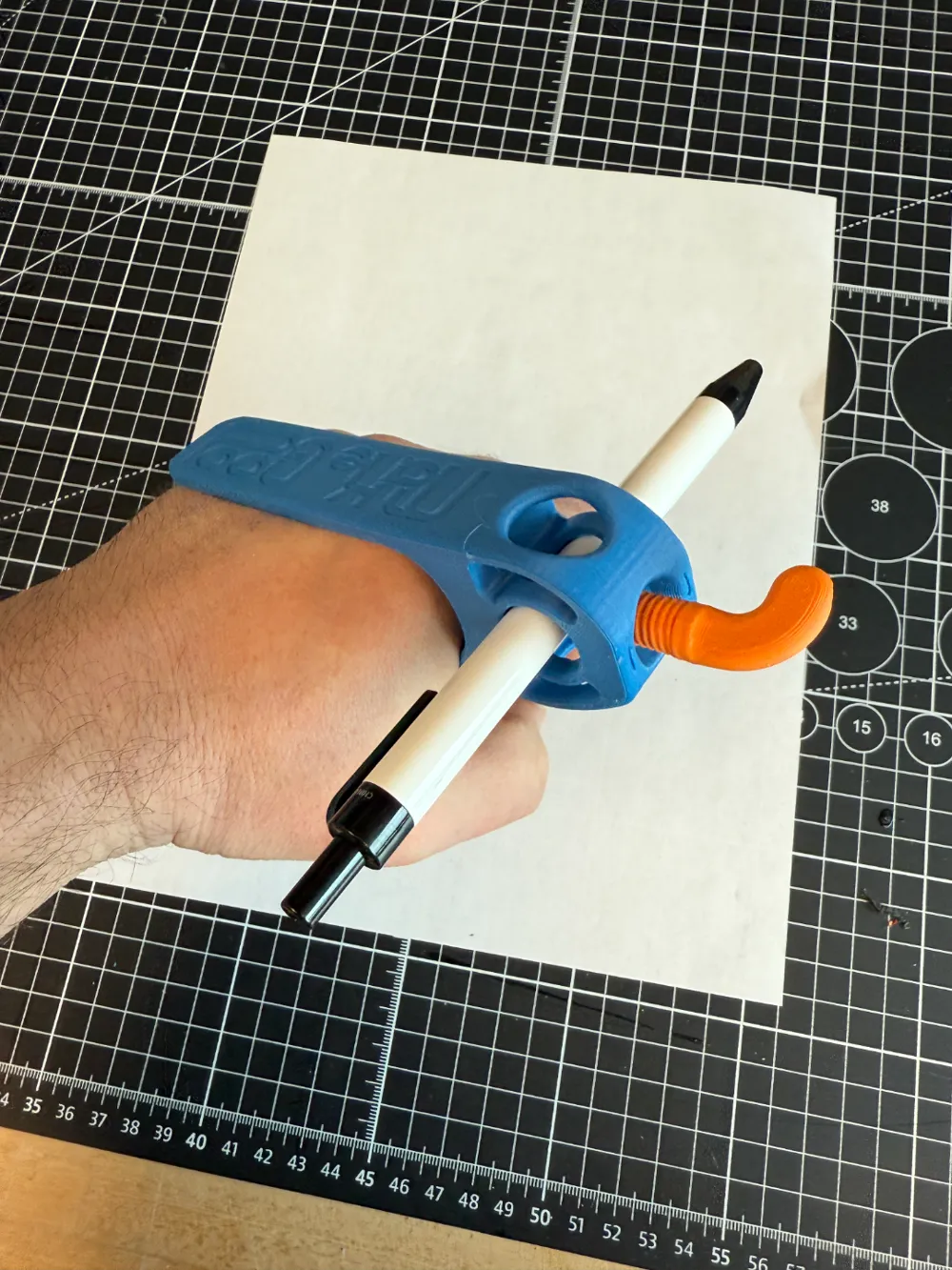MakeGood Palm Pen - Small - Writing Device by MakeGood MakerWorld ...