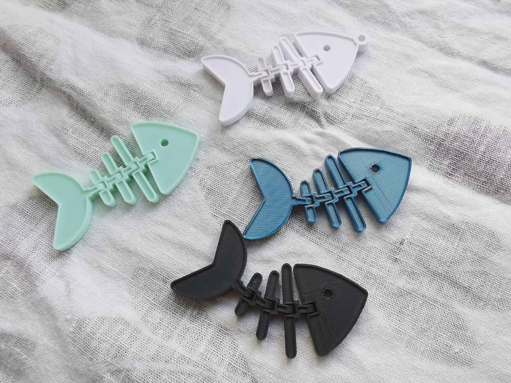 Articulated Skeleton Fish Keychain by O&K 3D Creations - MakerWorld