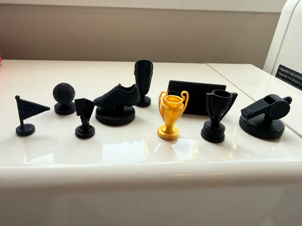 TOKENS FOR MONOPOLY AND BOARD GAMES - Free 3D Print Model - MakerWorld