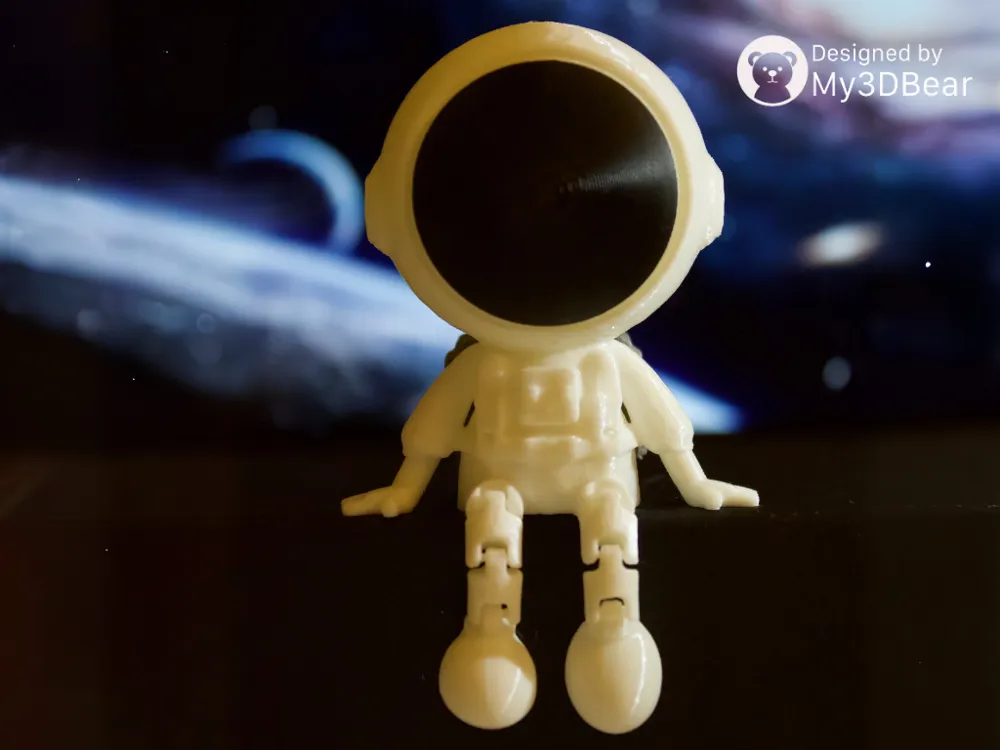 Articulated Astronaut with flexi legs by My3DBear MakerWorld: Download ...