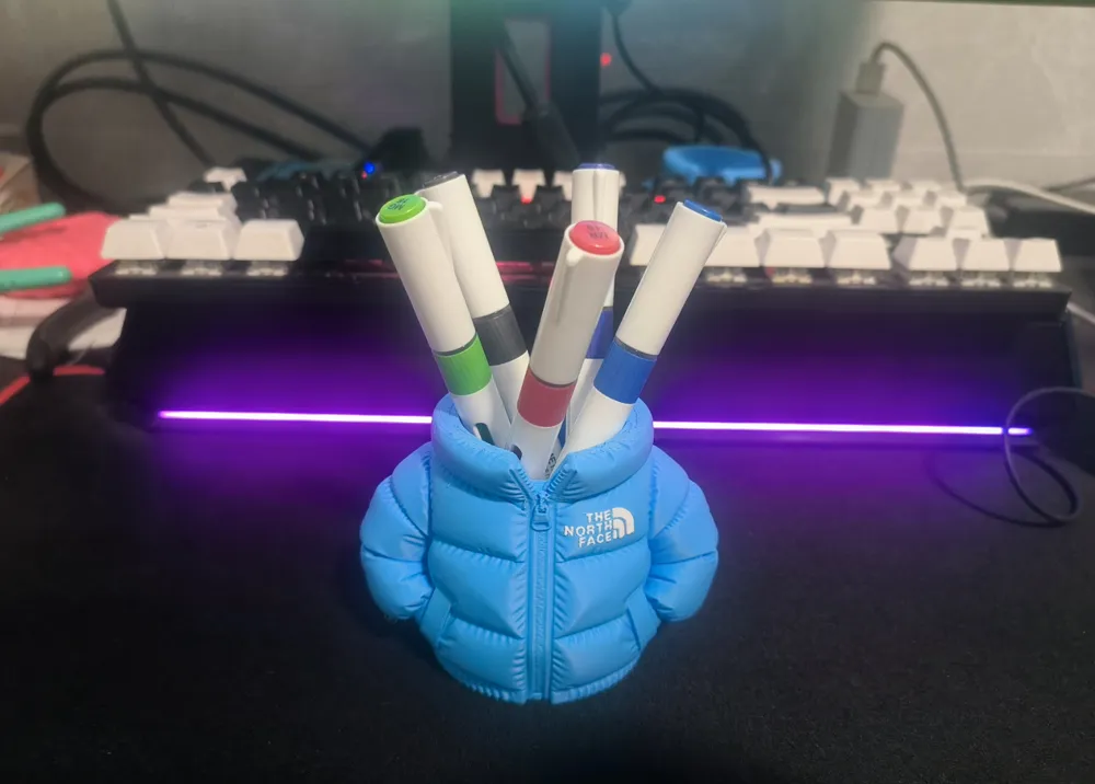 The North Face down jacket pen holder - Free 3D Print Model - MakerWorld
