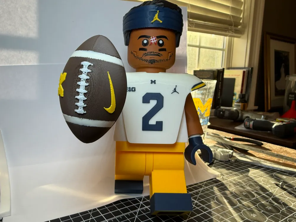 Michigan Wolverine Football Player - Blake Corum by rysock MakerWorld ...