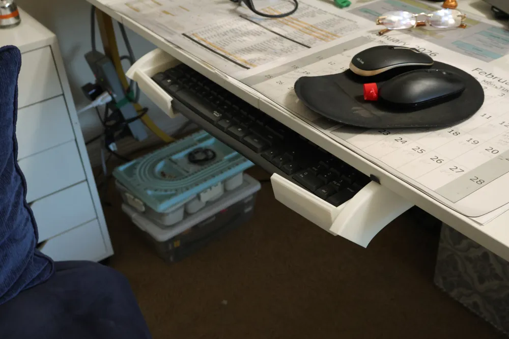 Universal Sliding Keyboard Holder/Tray - Free 3D Print Model - MakerWorld