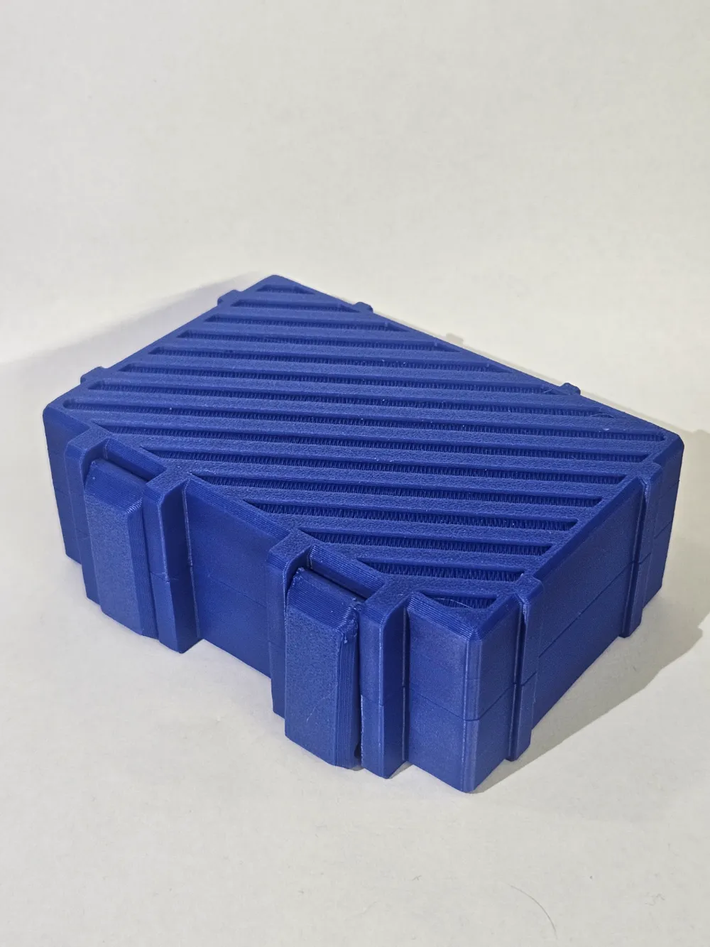 Sectioned Rugged Box, Print in Place, No Hardware by Vostok Labs ...