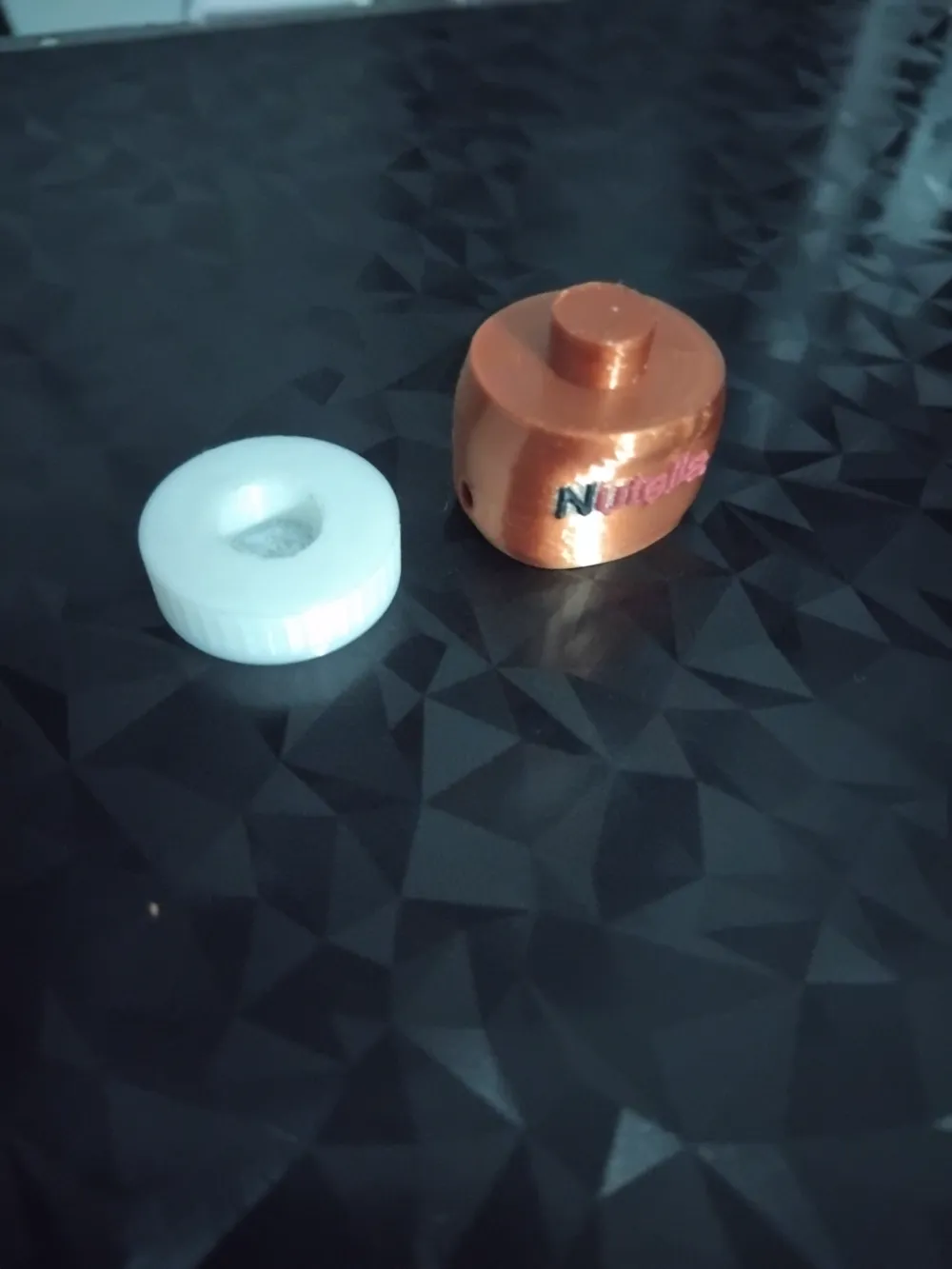 Mini nutella keychain by Axl in layers - MakerWorld