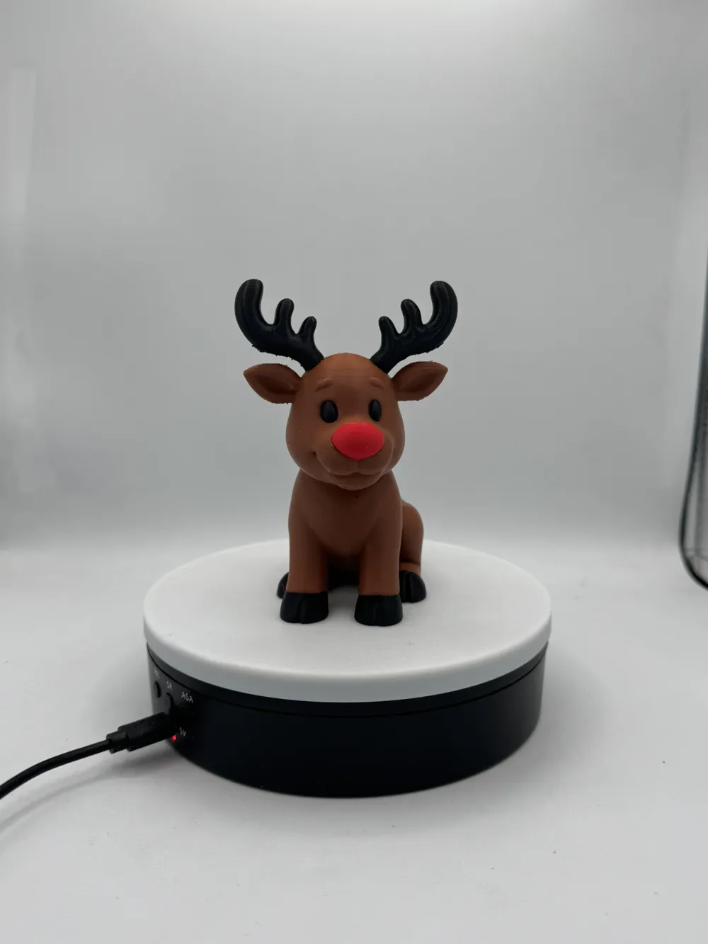 Rudolph the Red-Nosed Reindeer (Sitting Edition) - Free 3D Print Model ...