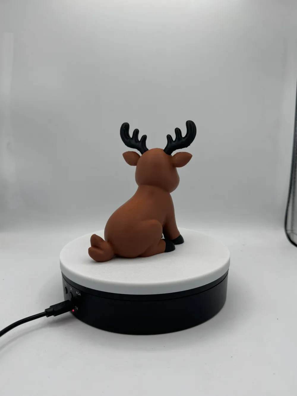 Rudolph the Red-Nosed Reindeer (Sitting Edition) - Free 3D Print Model ...
