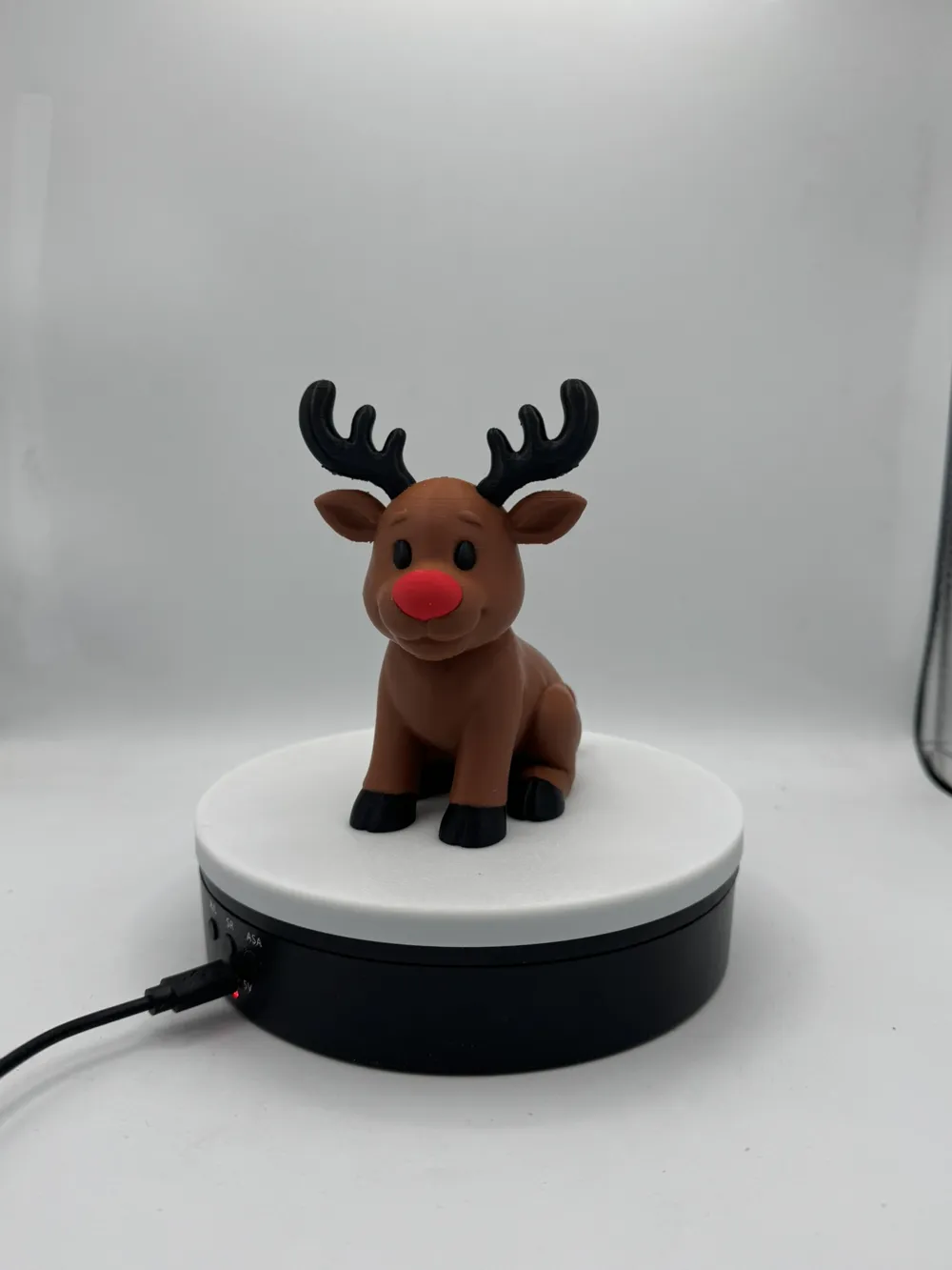 Rudolph the Red-Nosed Reindeer (Sitting Edition) - Free 3D Print Model ...