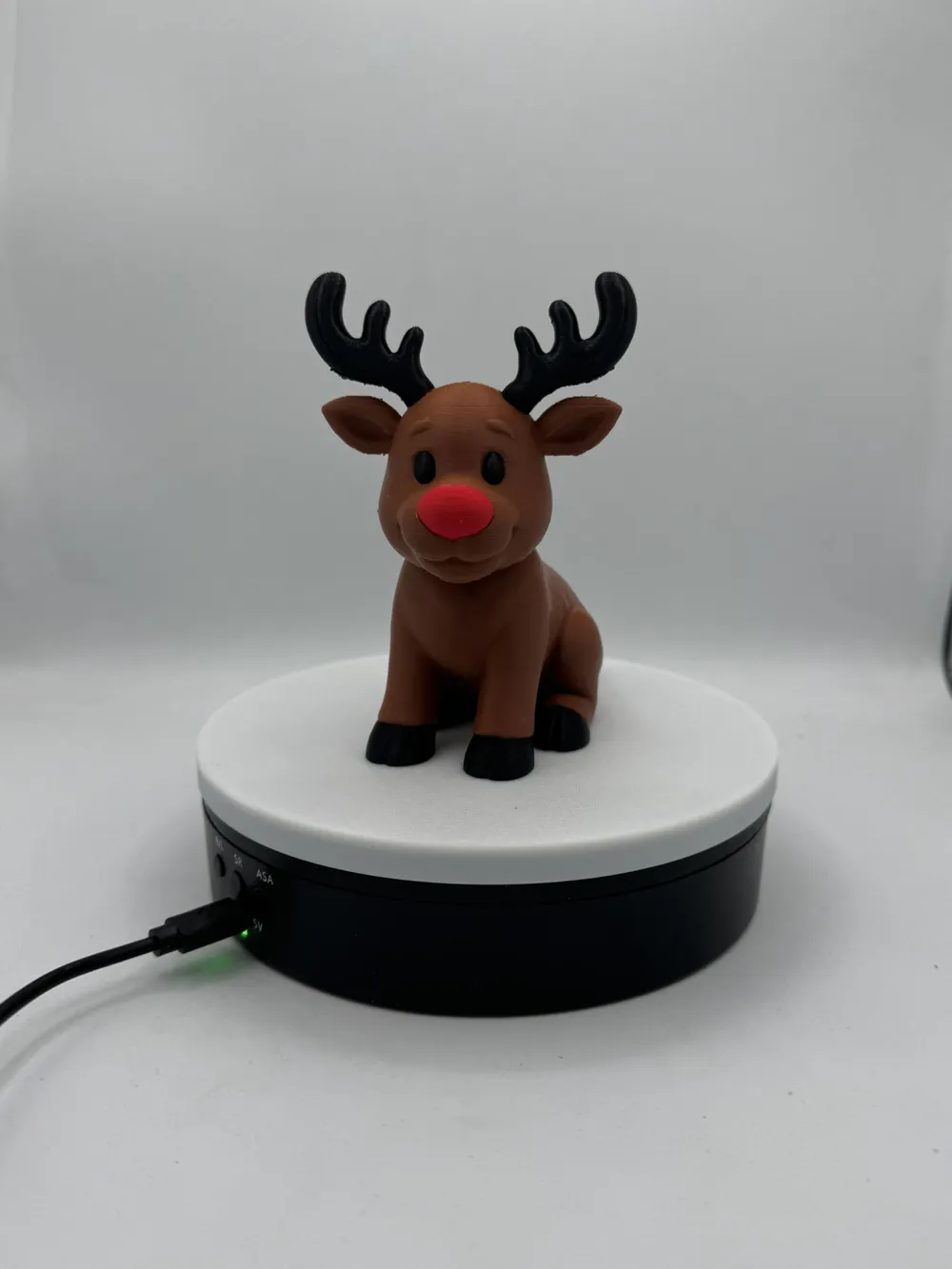 Rudolph the Red-Nosed Reindeer (Sitting Edition) - Free 3D Print Model ...