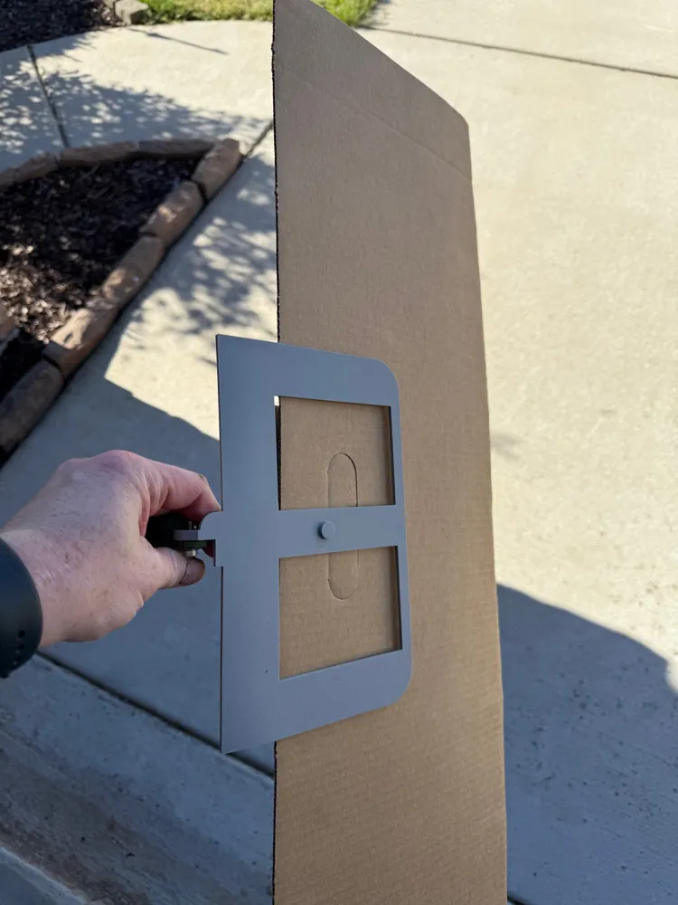 Paint Shield Holder Cardboard Paint Spray Shield - Free 3D Print Model ...