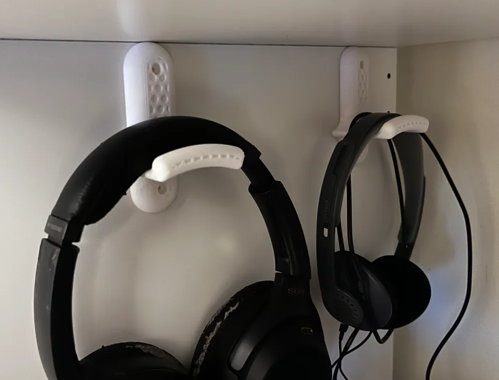 Headphones wall holder with honeycomb pattern by chmod_700 - MakerWorld