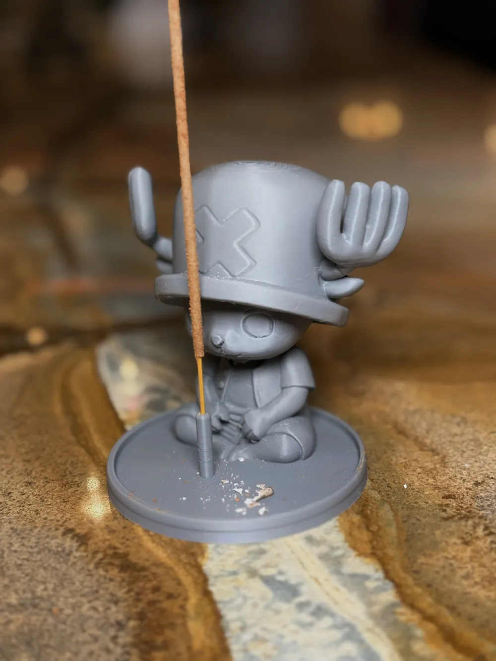 One Piece “Chopper” Incense Holder by BatChips MakerWorld: Download Free 3D Models