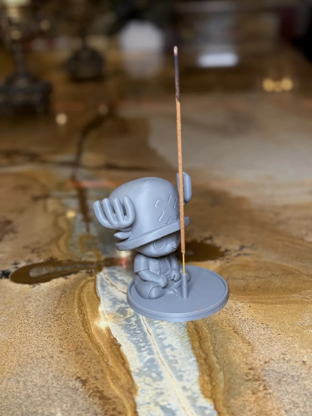 One Piece “Chopper” Incense Holder by BatChips MakerWorld: Download Free 3D Models