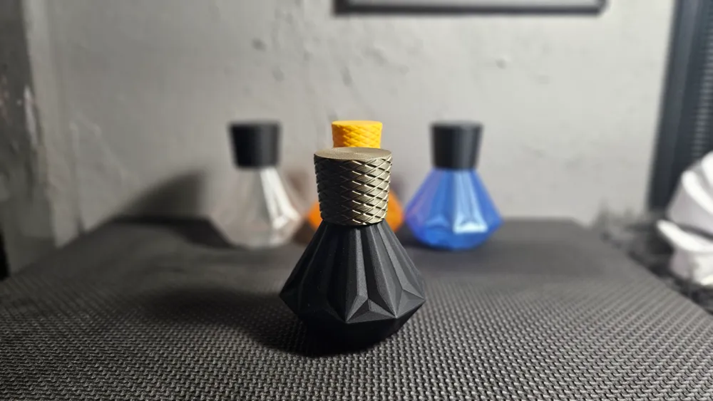 Diamond potions container by Caziuz Designs MakerWorld: Download Free ...