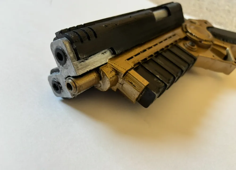 Dark Knight Batman Grapnel Gun - MakerWorld 3D Model | 3Drop