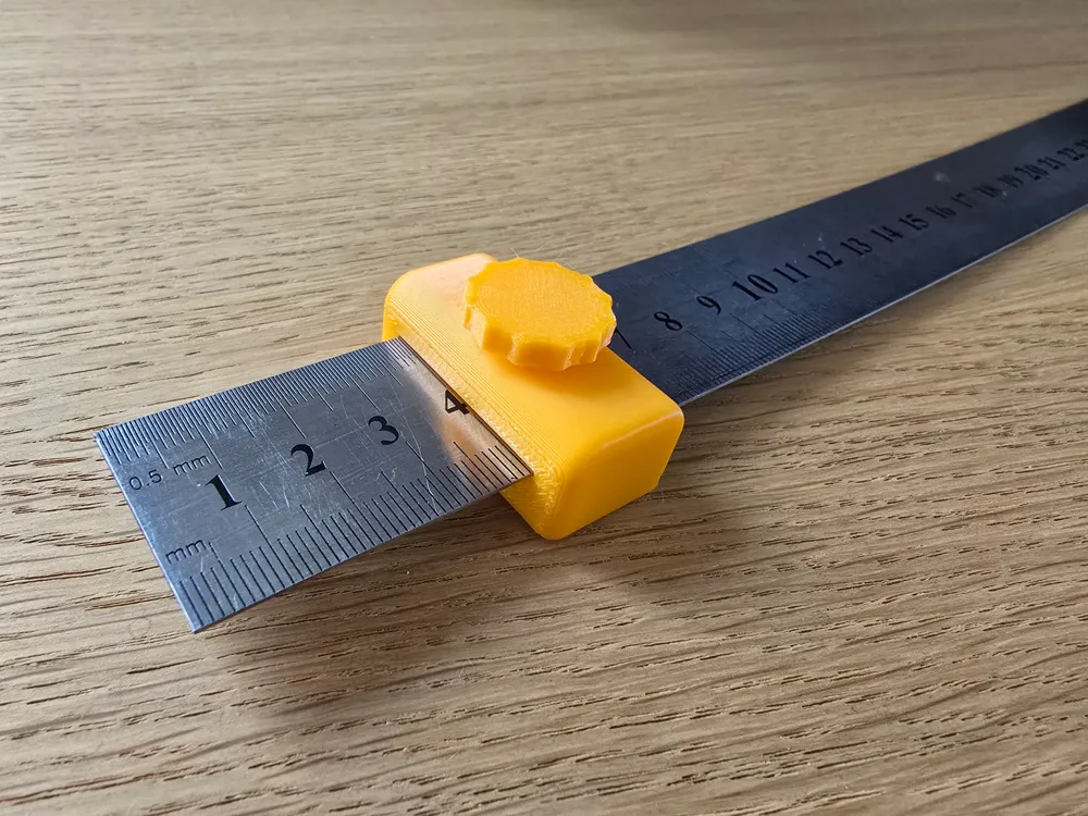 Linear stop for metal rulers (30mm x 1mm) by Beo666 MakerWorld ...