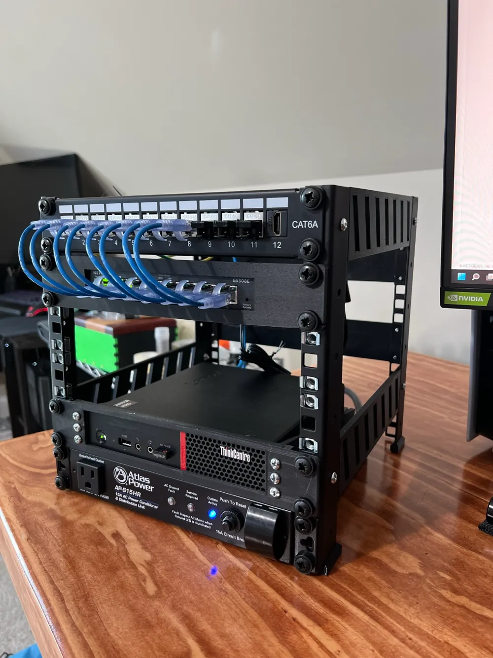 10in Server Rack Build by Chris MakerWorld: Download Free 3D Models
