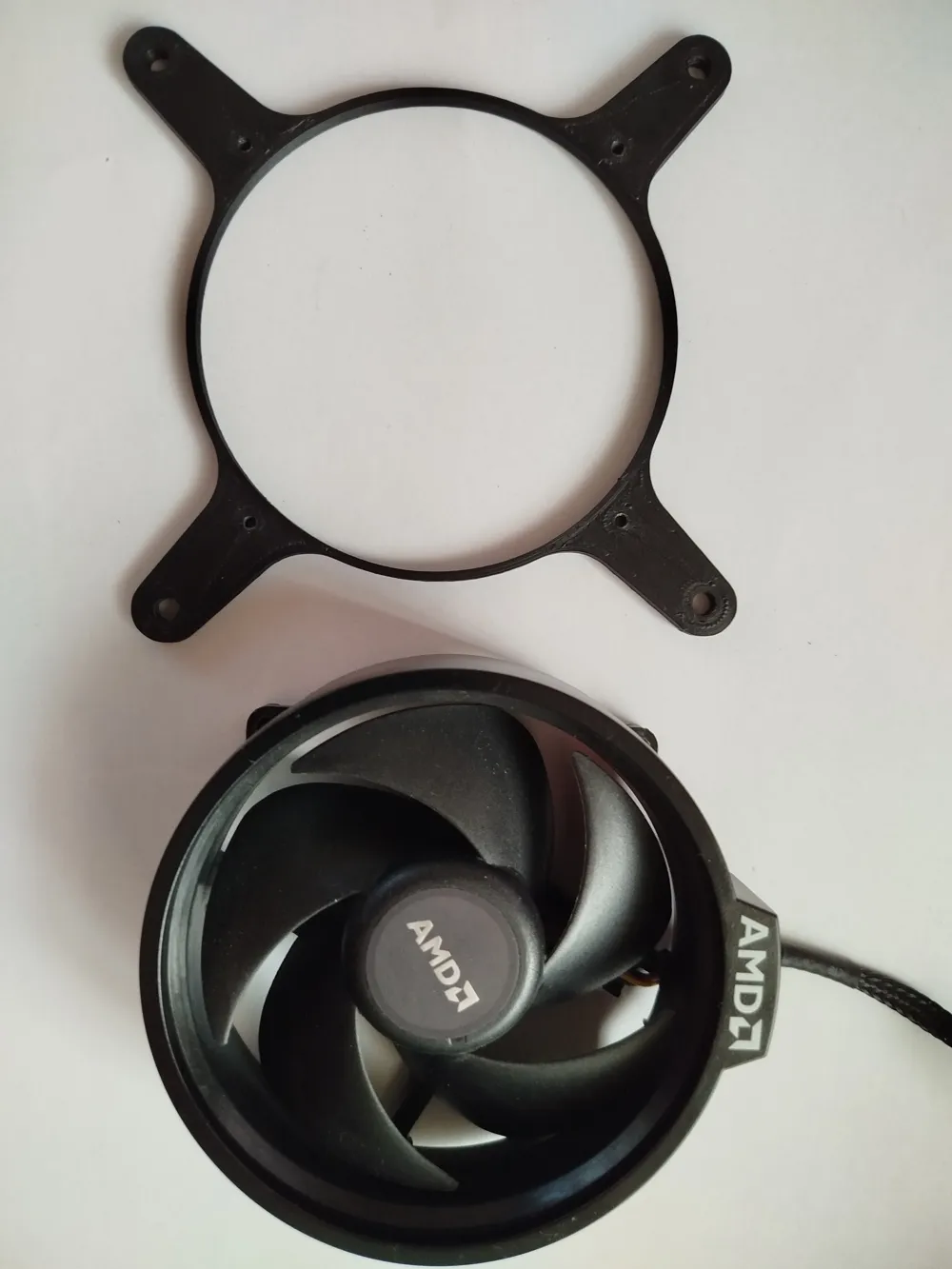 AMD Wraith Fan to PC case fan 120mm by Maker_3DP MakerWorld: Download ...