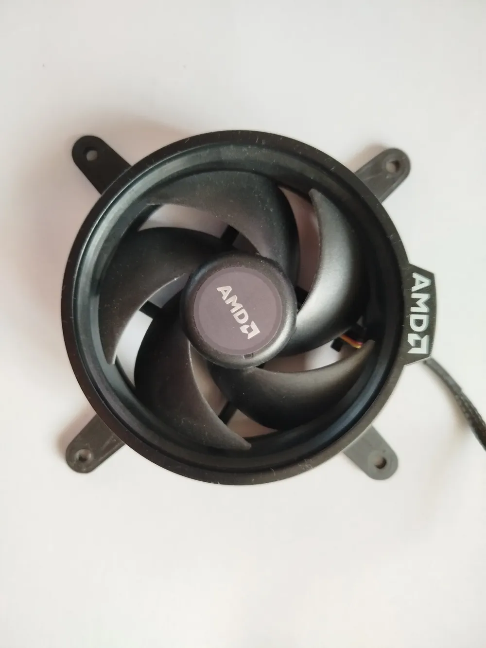 AMD Wraith Fan to PC case fan 120mm by Maker_3DP MakerWorld: Download ...
