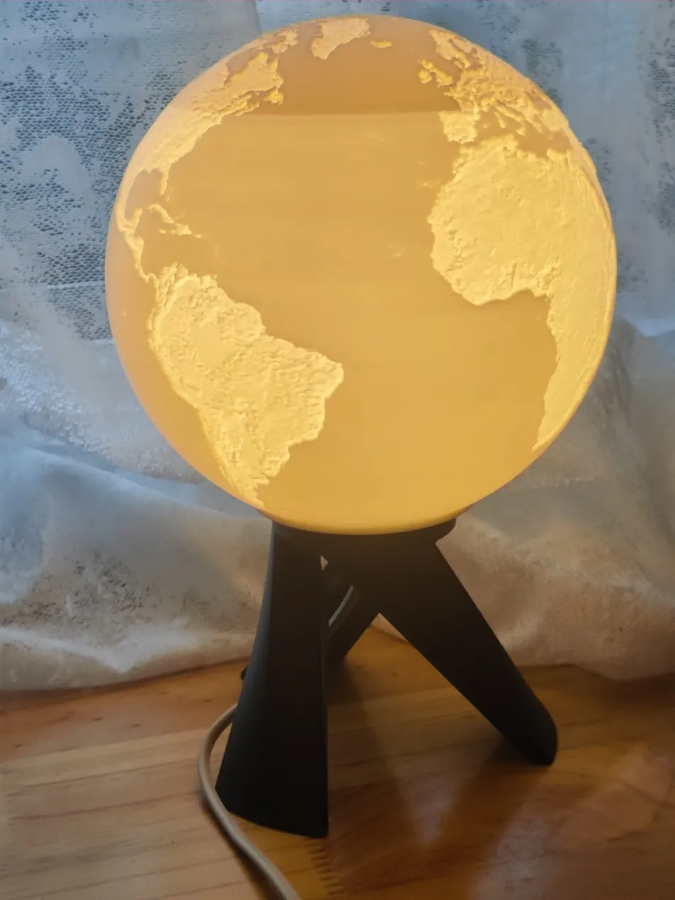 Lithophane Lamp - Earth by Naeh - MakerWorld