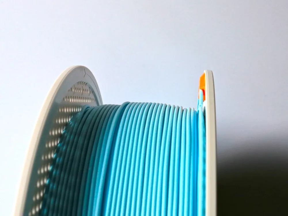 Bambu Spool Filament Clip - Low Profile - Free 3D Print Model - MakerWorld