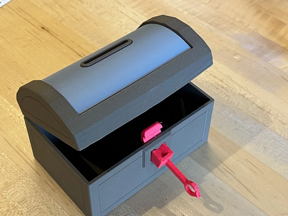 Treasure chest with key - Free 3D Print Model - MakerWorld