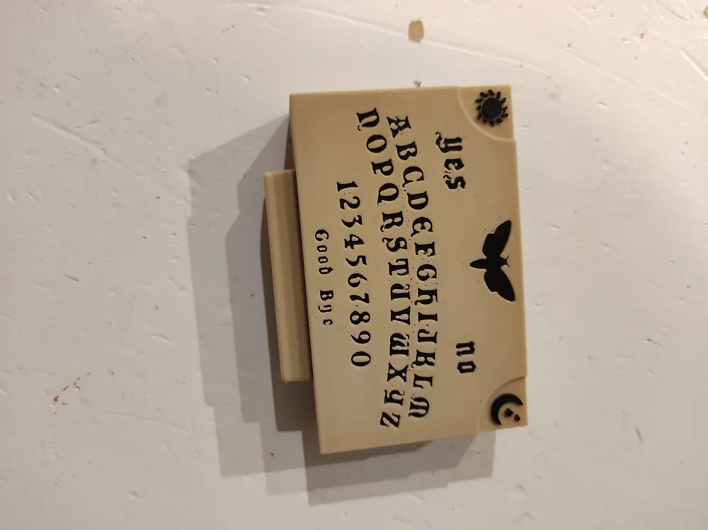 Mini Ouija Board – Pocket-sized Messages - Free 3D Print Model - MakerWorld