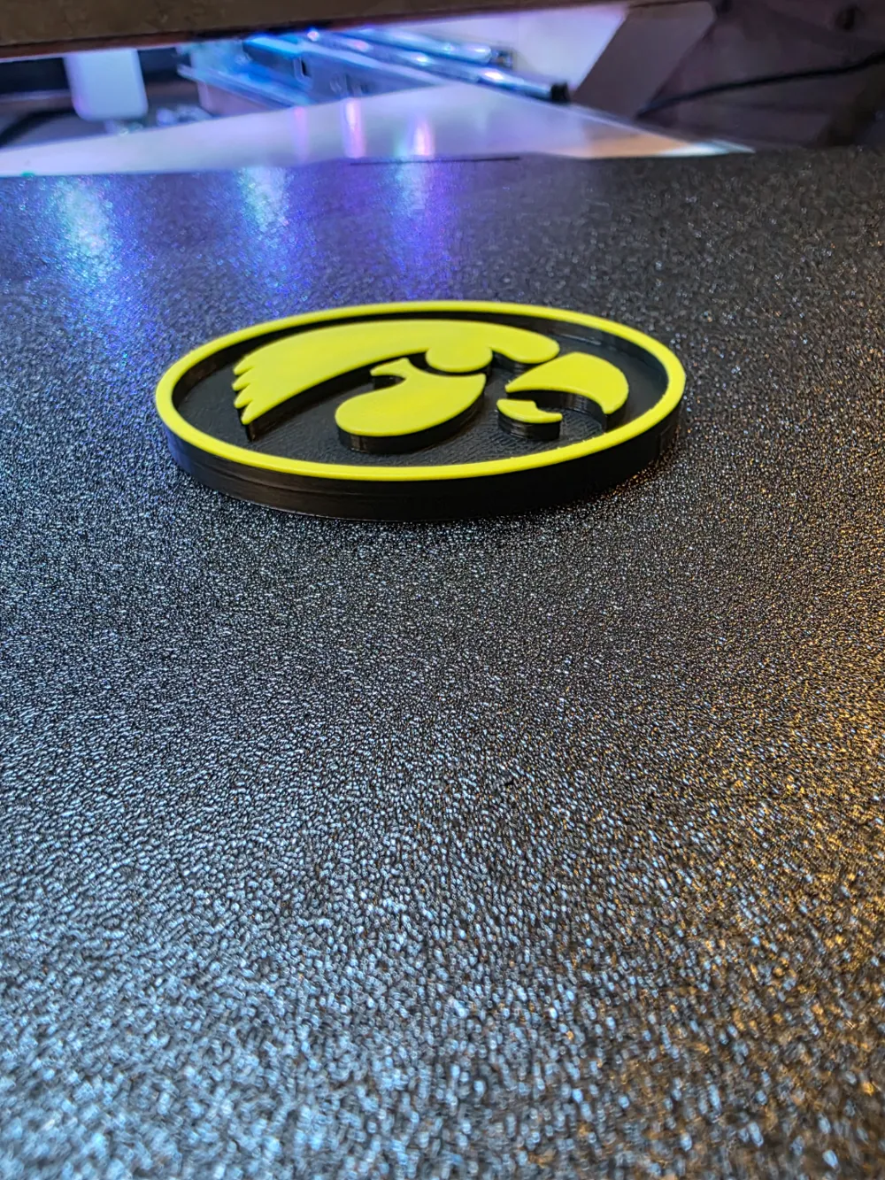 Slimmer Iowa Hawkeyes Magnet Remixed by Festo702 - MakerWorld