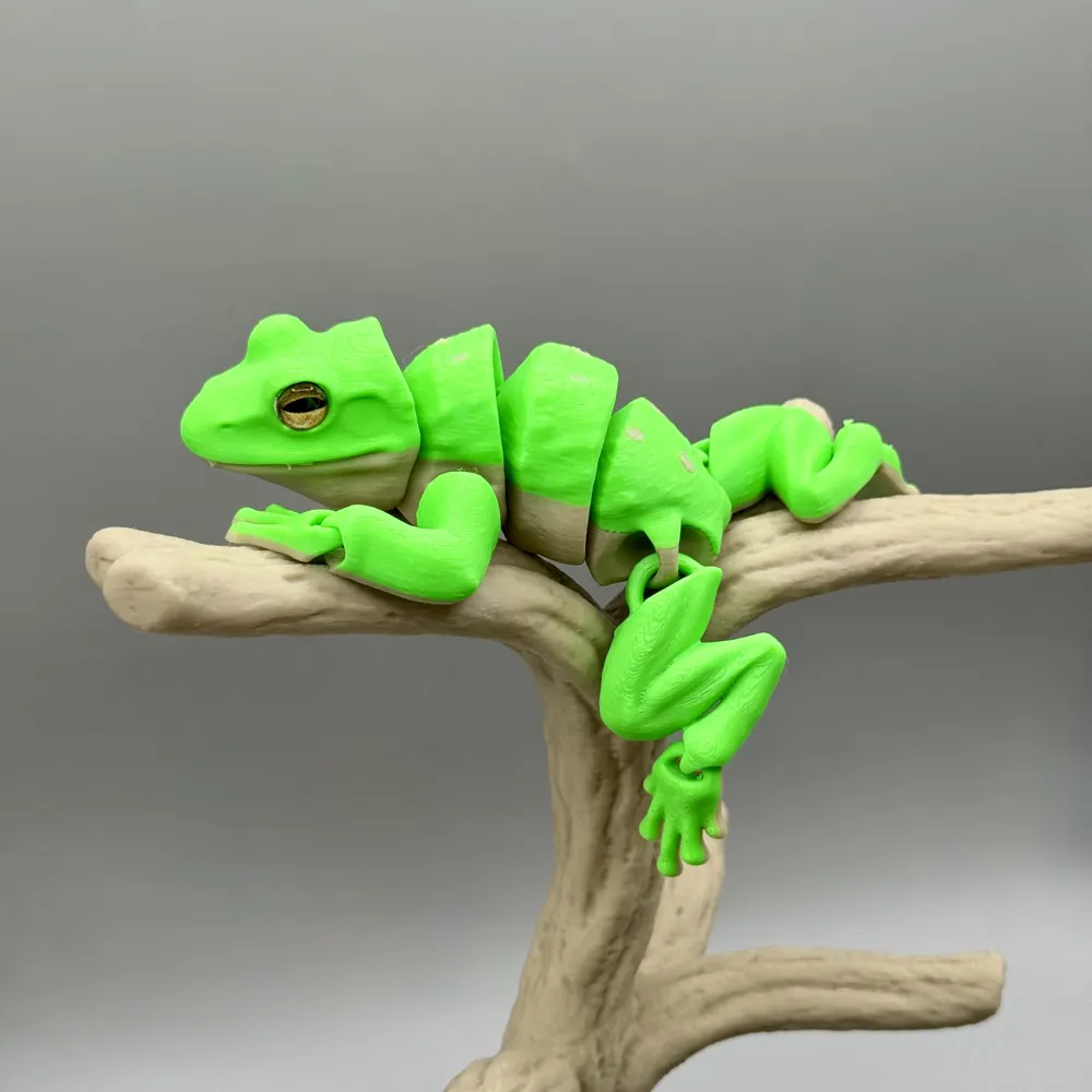 Articulated Tree Frog Optional 8mm Glass Eyes by Tactical Kaoz ...