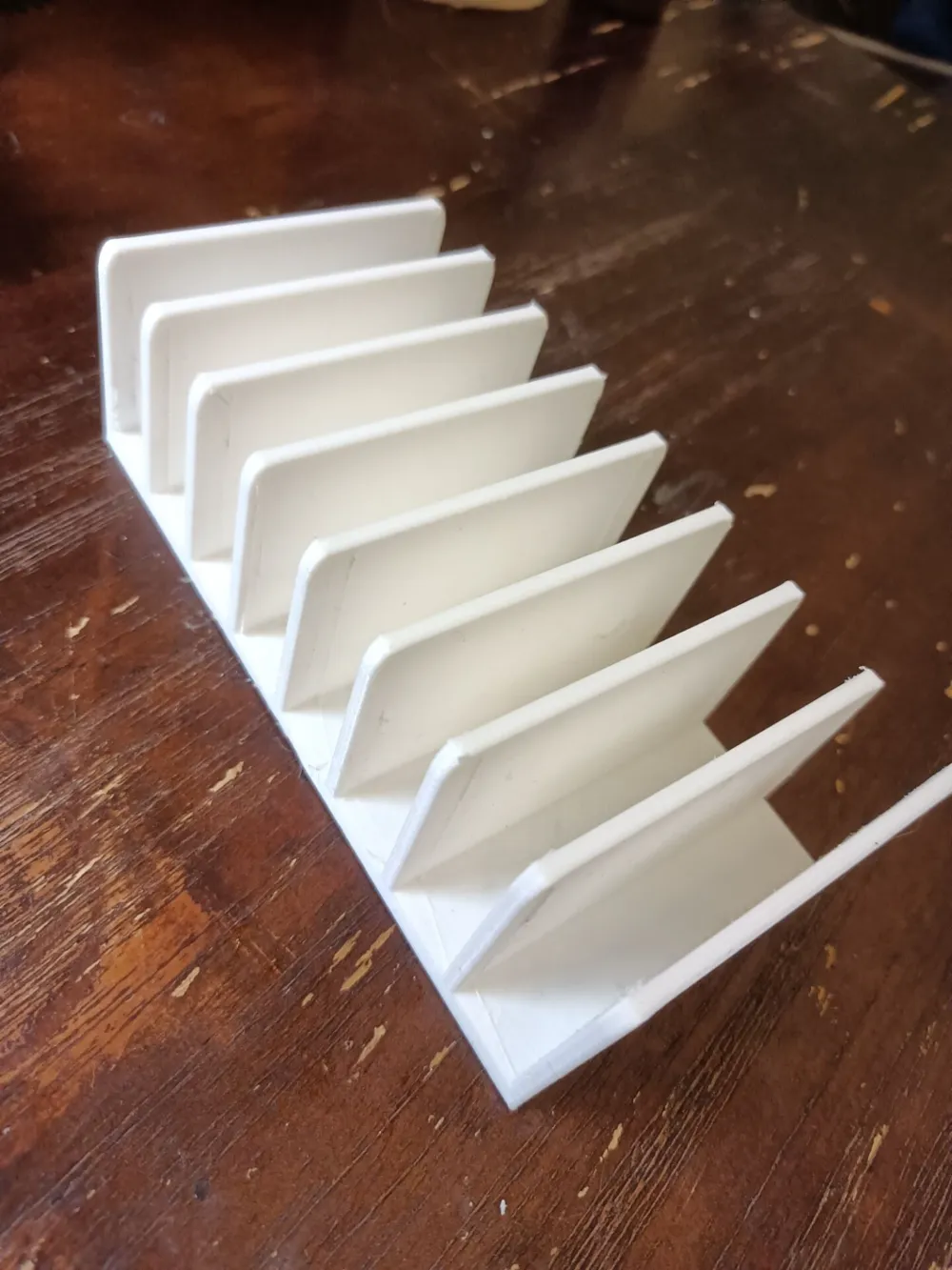 手机平板收纳架（Phone storage rack） by 666 - MakerWorld