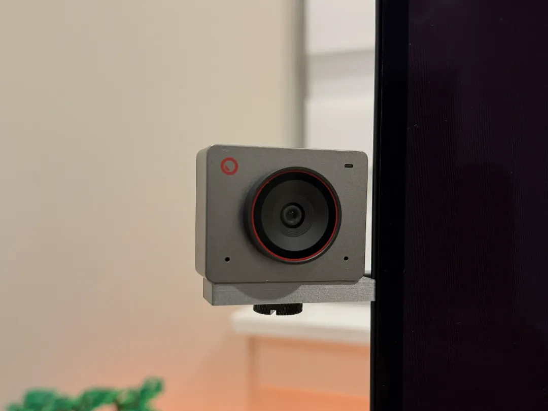 Slim Webcam Side Monitor Mount - Free 3D Print Model - MakerWorld