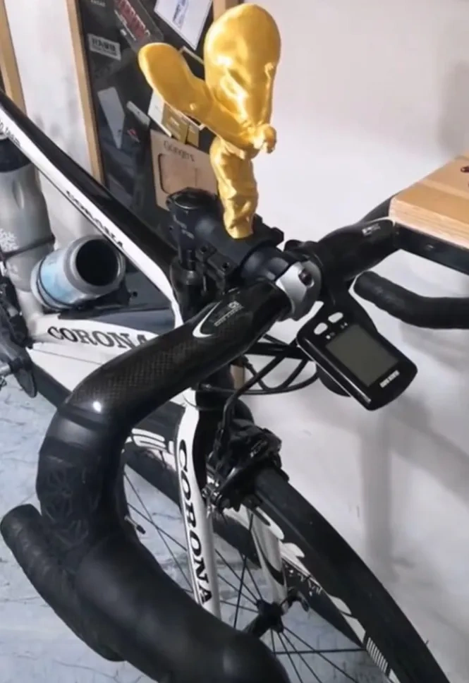 Bicycle logo, Little Gold Man, Rolls-Royce Spirit of Ecstasy by Alessi ...