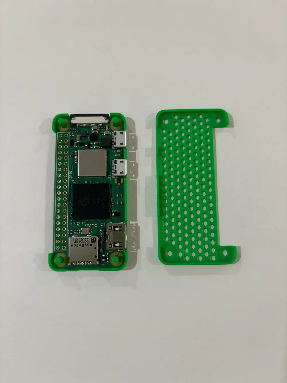 Custodia Raspberry Pi Zero 2W con fori di ventilazione - Free 3D Print ...