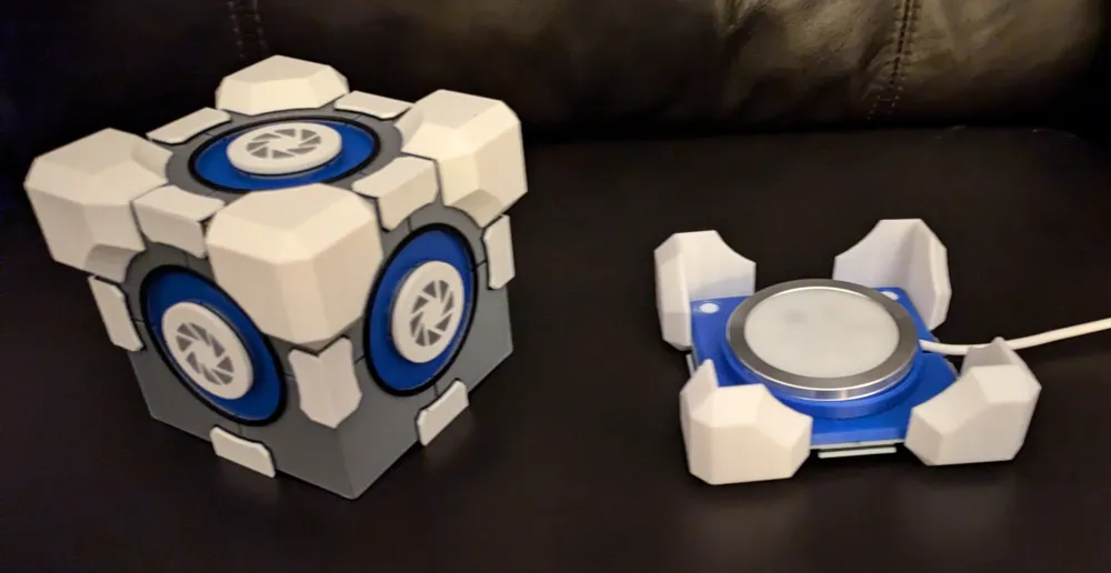 Portal 2 Storage Cube box, with light up option by Zaxxon64 - MakerWorld