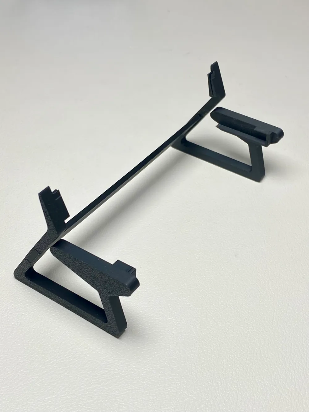 Long Rolling Paper Bench Raw OCB - Free 3D Print Model - MakerWorld