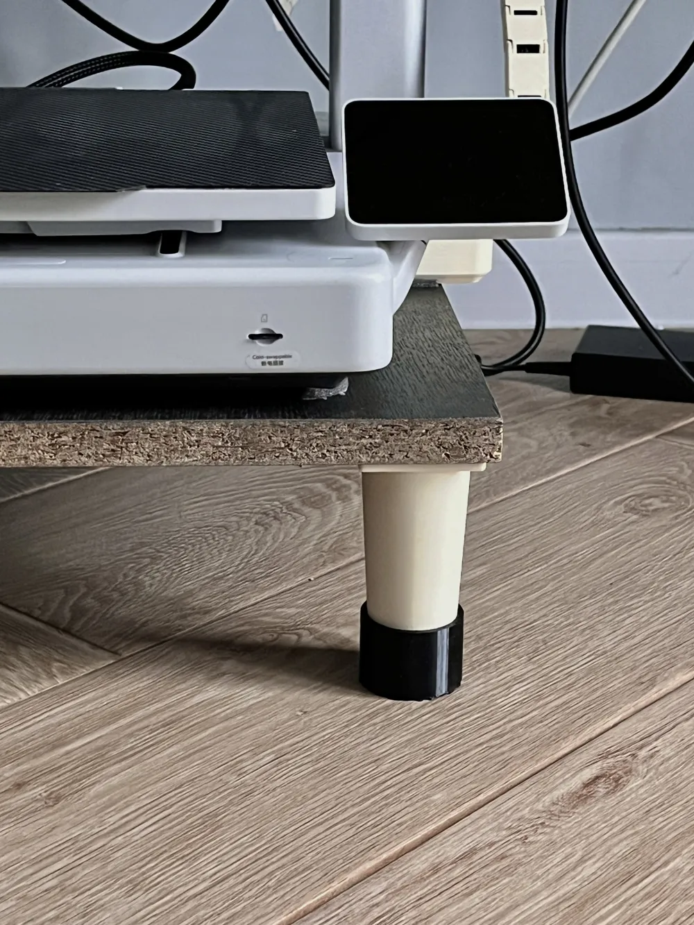 Small table leg - 10.5cm height - Free 3D Print Model - MakerWorld